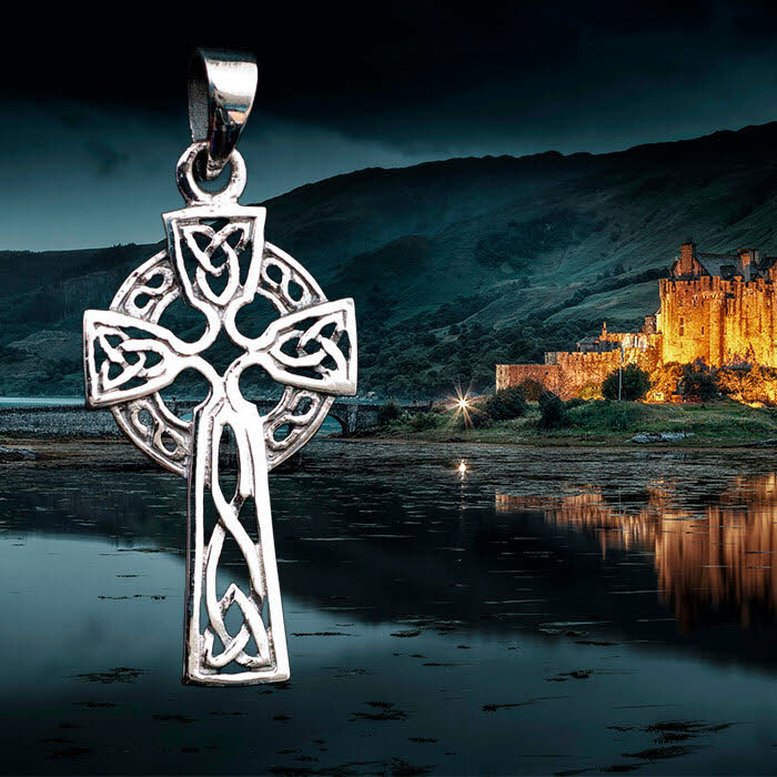 Croix Celte Bretonne - Symbole Fort de la Bretagne et Son Histoire